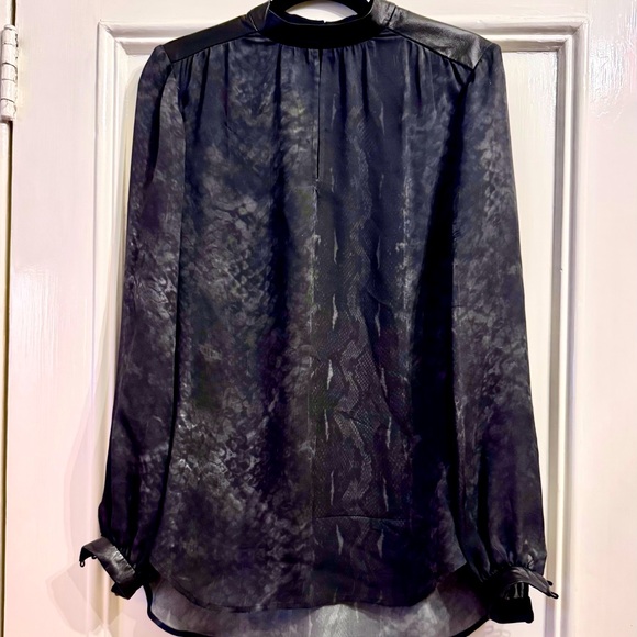 Haute Hippie | Tops | Haute Hippie Blue And Black Snake Print And ...